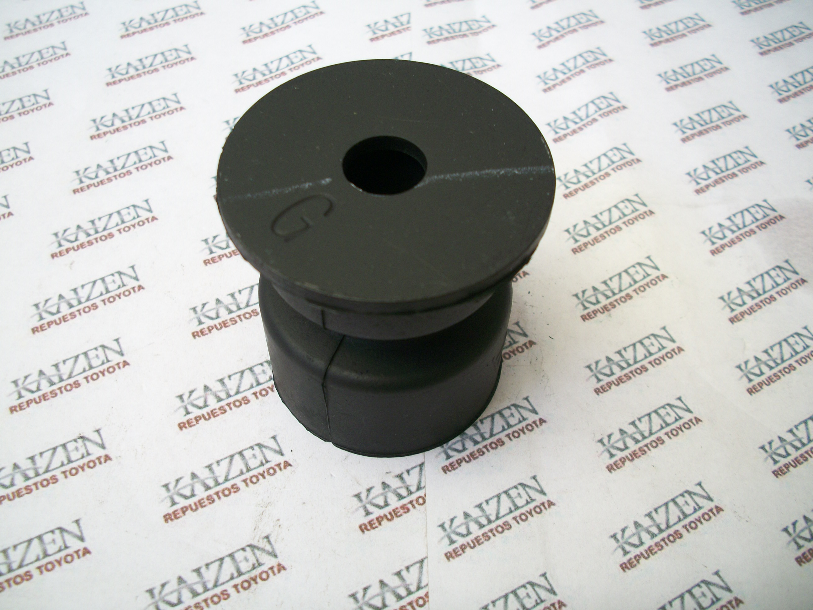 BUJE CARROCERIA DELANTERO INFERIOR HILUX/SW4 2016-2020 – Kaizen Toyota
